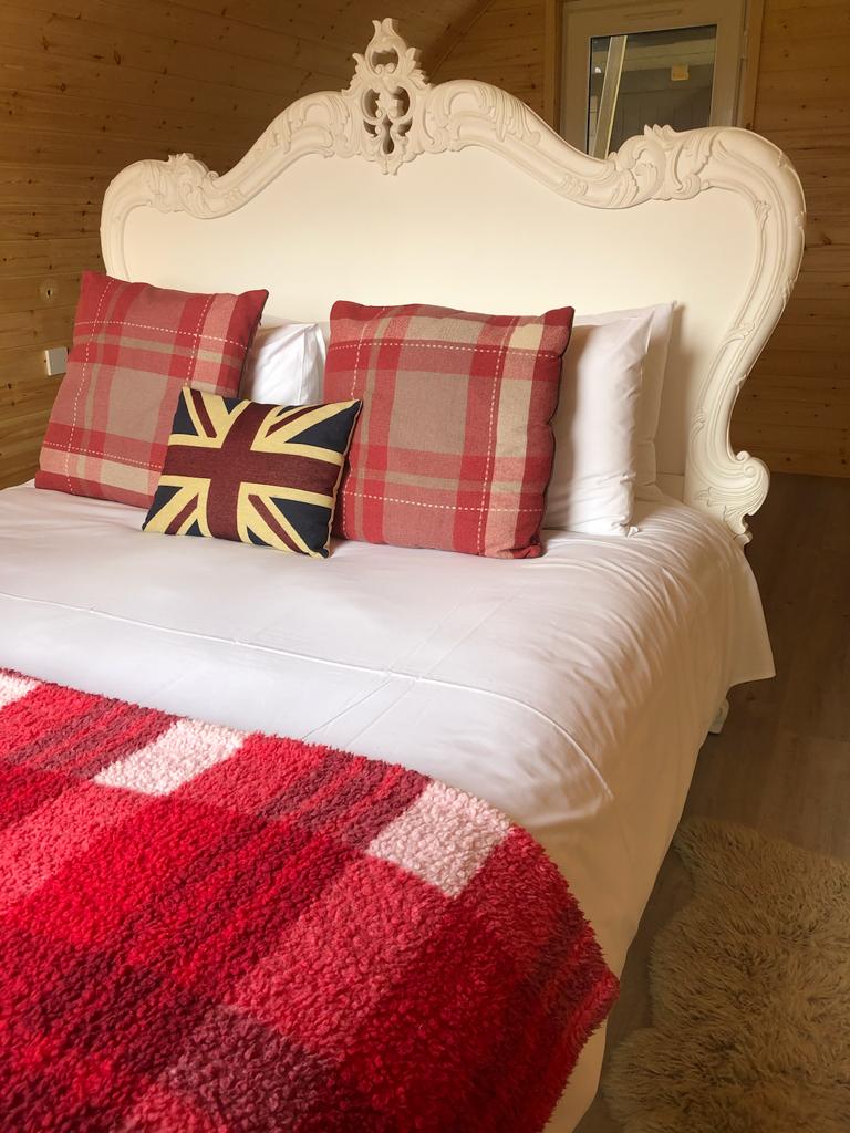 Dragonfly Spa Lodge – Thompson Hall Retreat